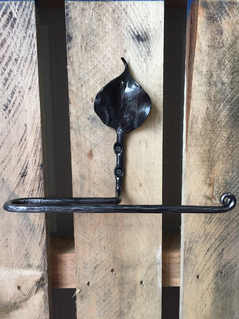 Wall-Mounted Bracelet & Necklace Jewelry Display Bar, Blacksmith Metal ...